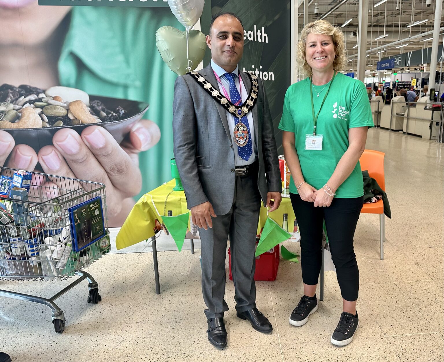 Over 1.1 tonnes from Tesco in-store collection | Slough Foodbank